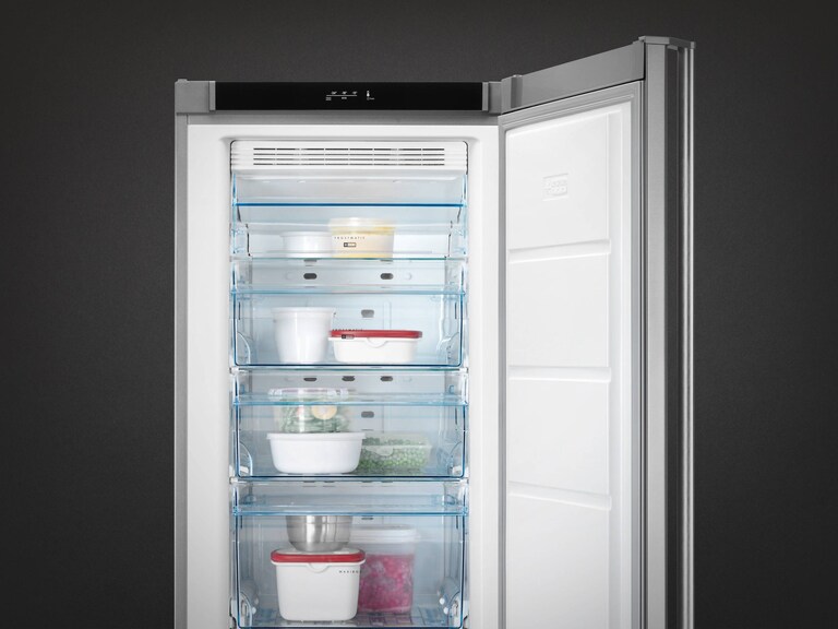 Frysere - Se våre fryseskap og fryseboker | AEG